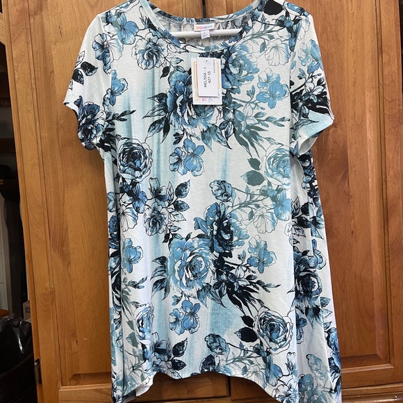 LuLaRoe | Tops | New Lularoe Melissa Tunic Top Blue Floral Large ...